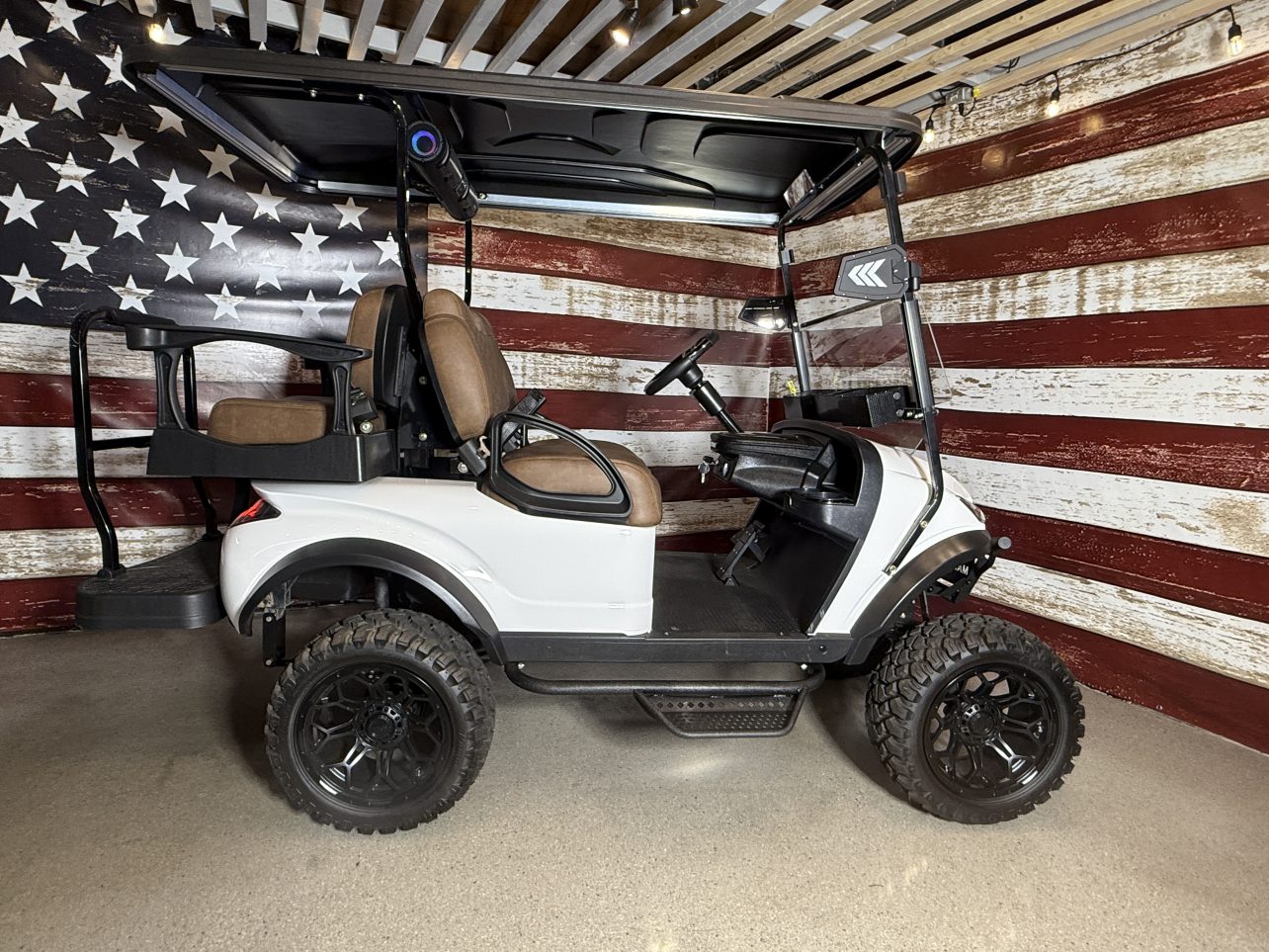 2020 EZGO TXT (Gas fuel injected) - Golf Carts